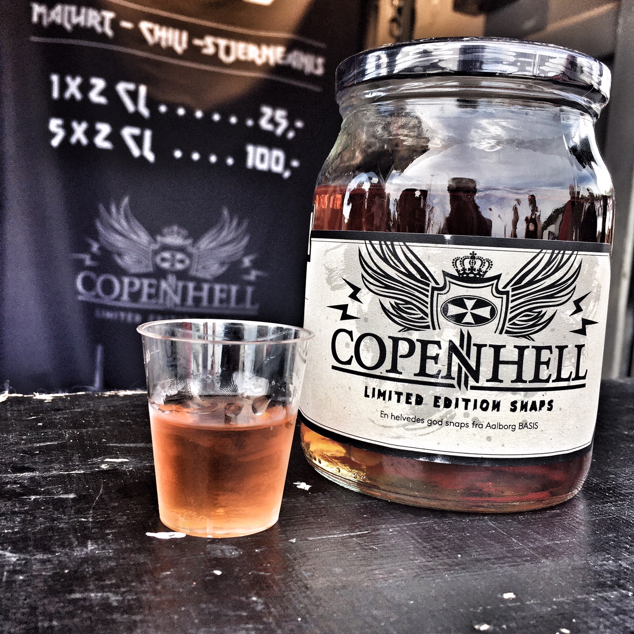 Danmarks bedste Festivalburger: Bizar burger rockede Copenhell ...