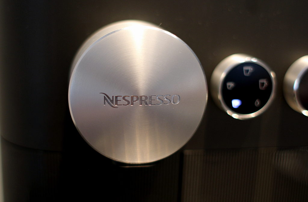Weekendtesten: Nespresso Expert Anthracite Grey | 🍷 Gastromand.dk